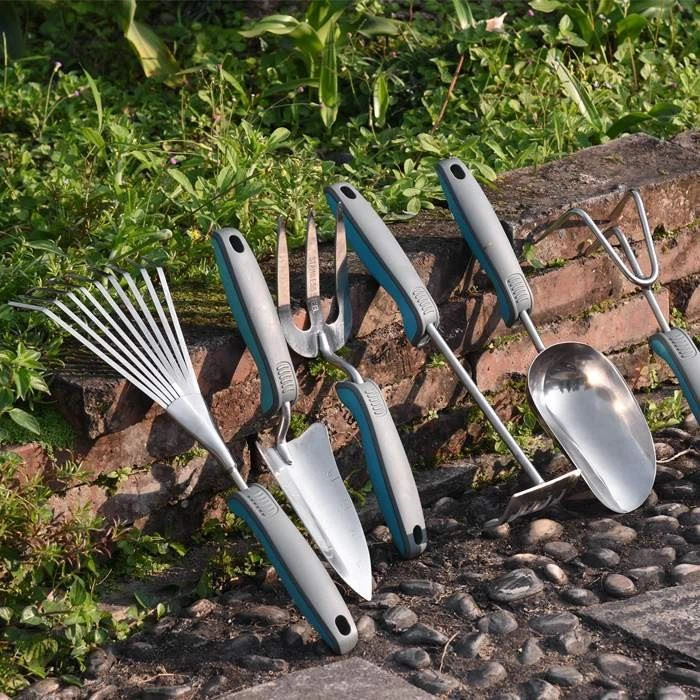 China Customized Small Metal Leaf Rake Suppliers, Manufacturers ...